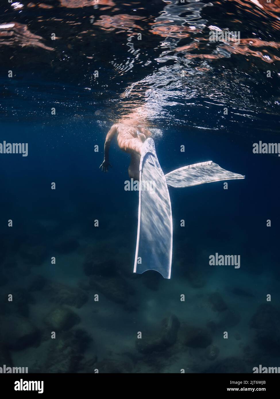 Underwater splash australia hi-res stock photography and images - Alamy