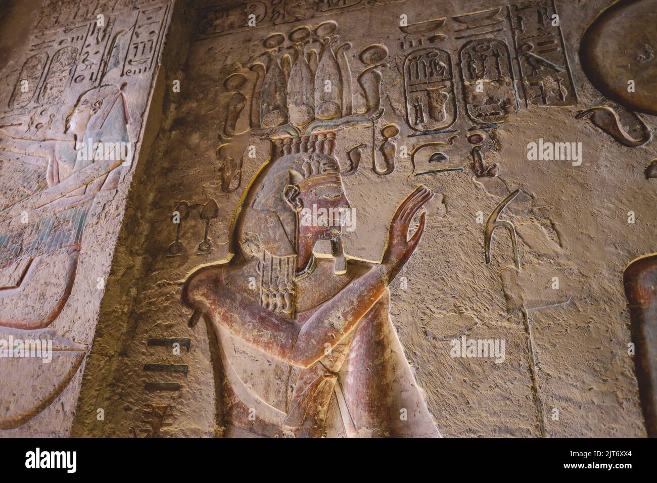 Ancient Egyptian Drawings inside the Pharaoh Tombs in the Valley of the ...