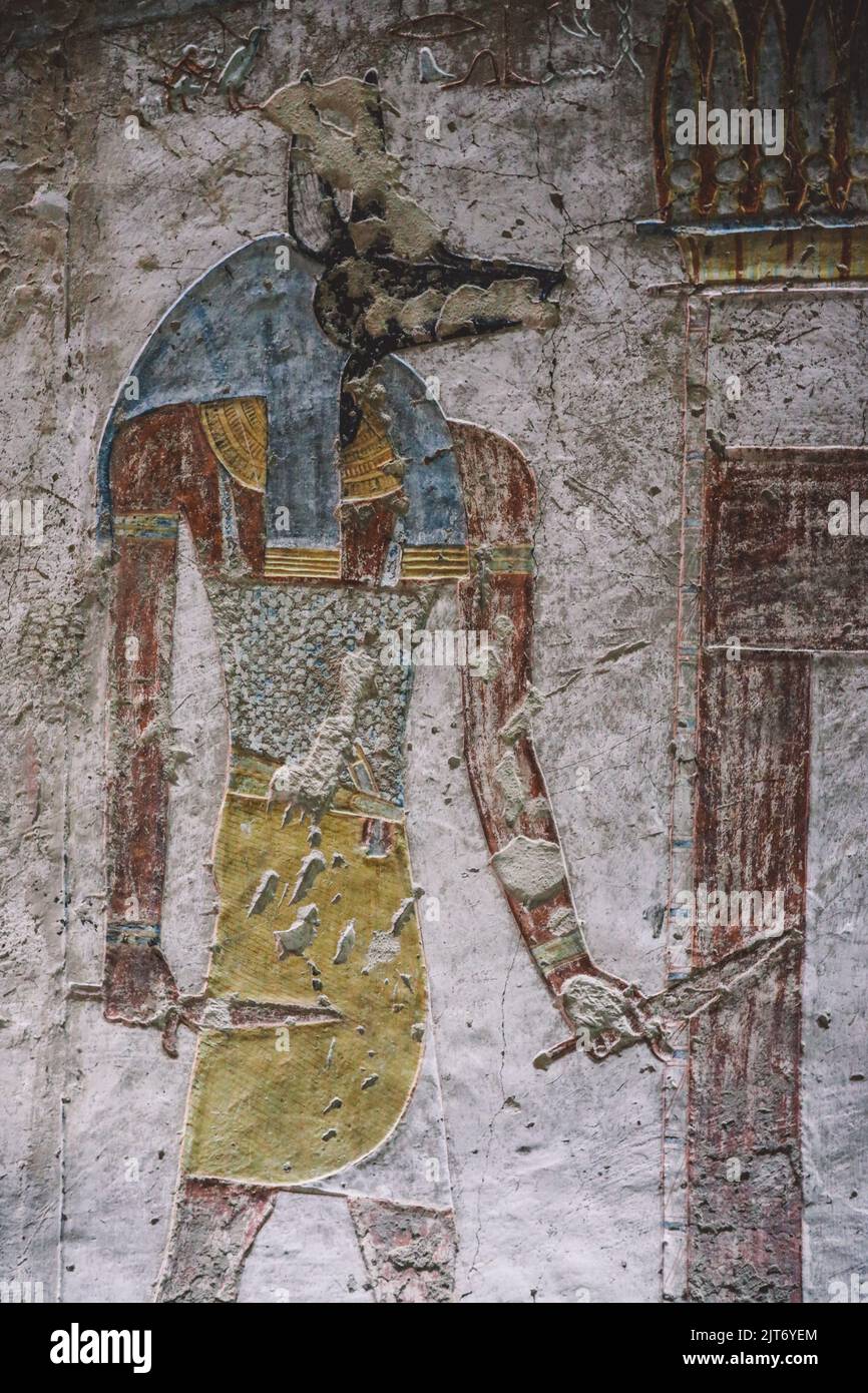 Ancient Egyptian Drawings inside the Pharaoh Tombs in the Valley of the ...