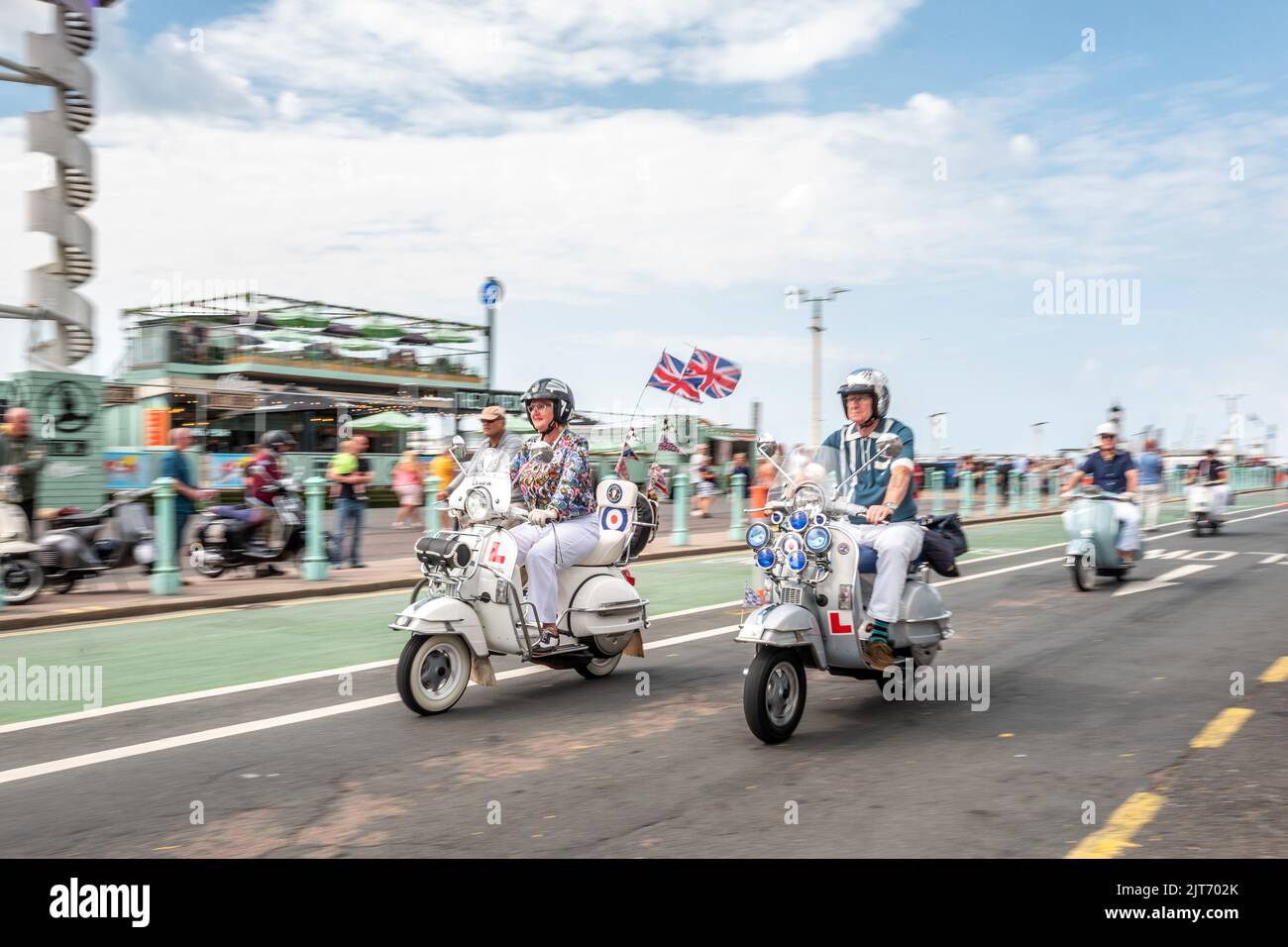 Brighton, August 27th 2022: Scooter enthusiasts arriving in Brighton ...