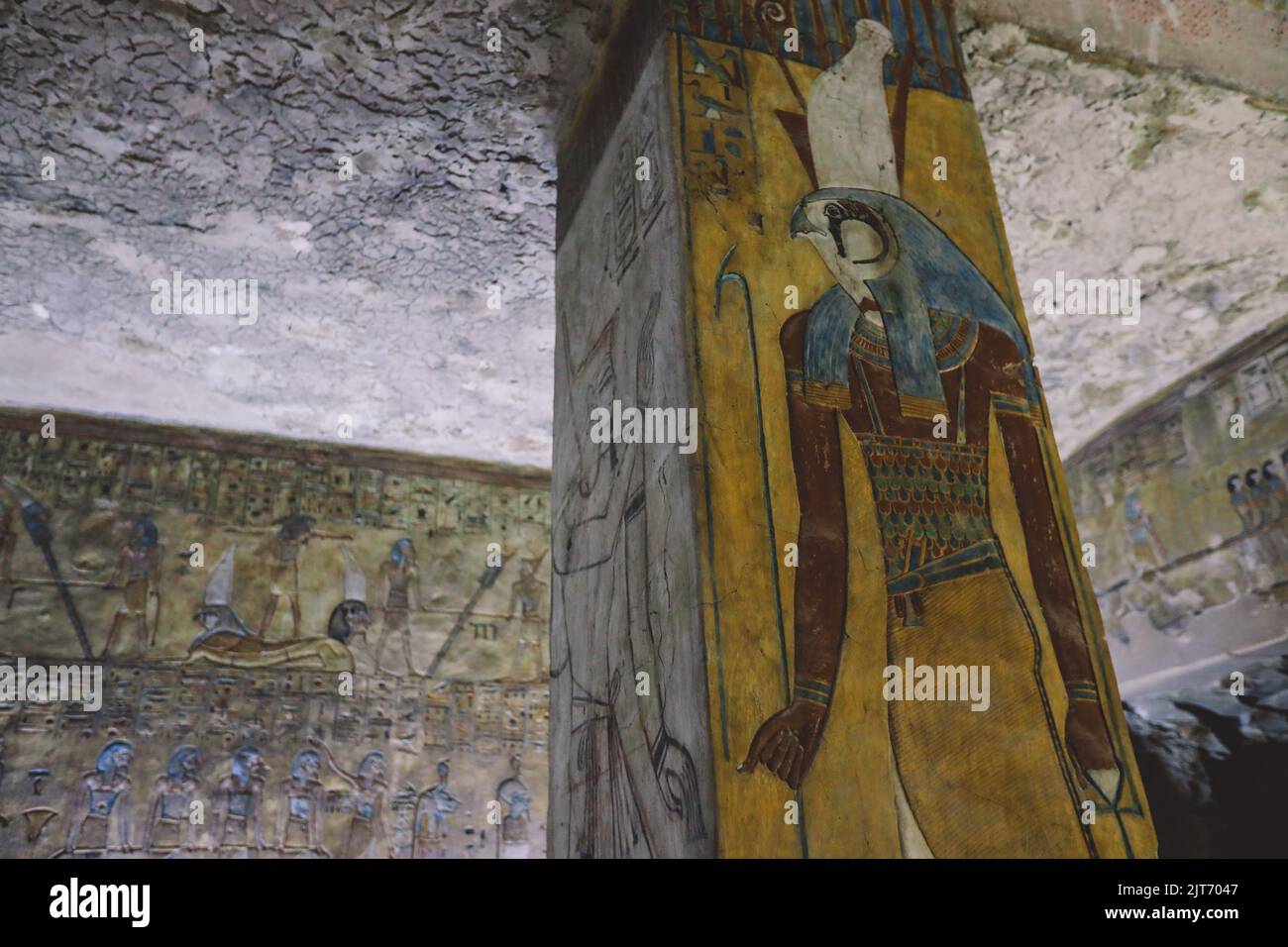 Ancient Egyptian Drawings inside the Pharaoh Tombs in the Valley of the ...