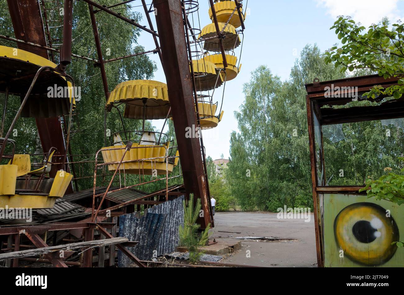 Prypiat ferris wheel close-up in Chernobyl exclusion zone, Ukraine ...