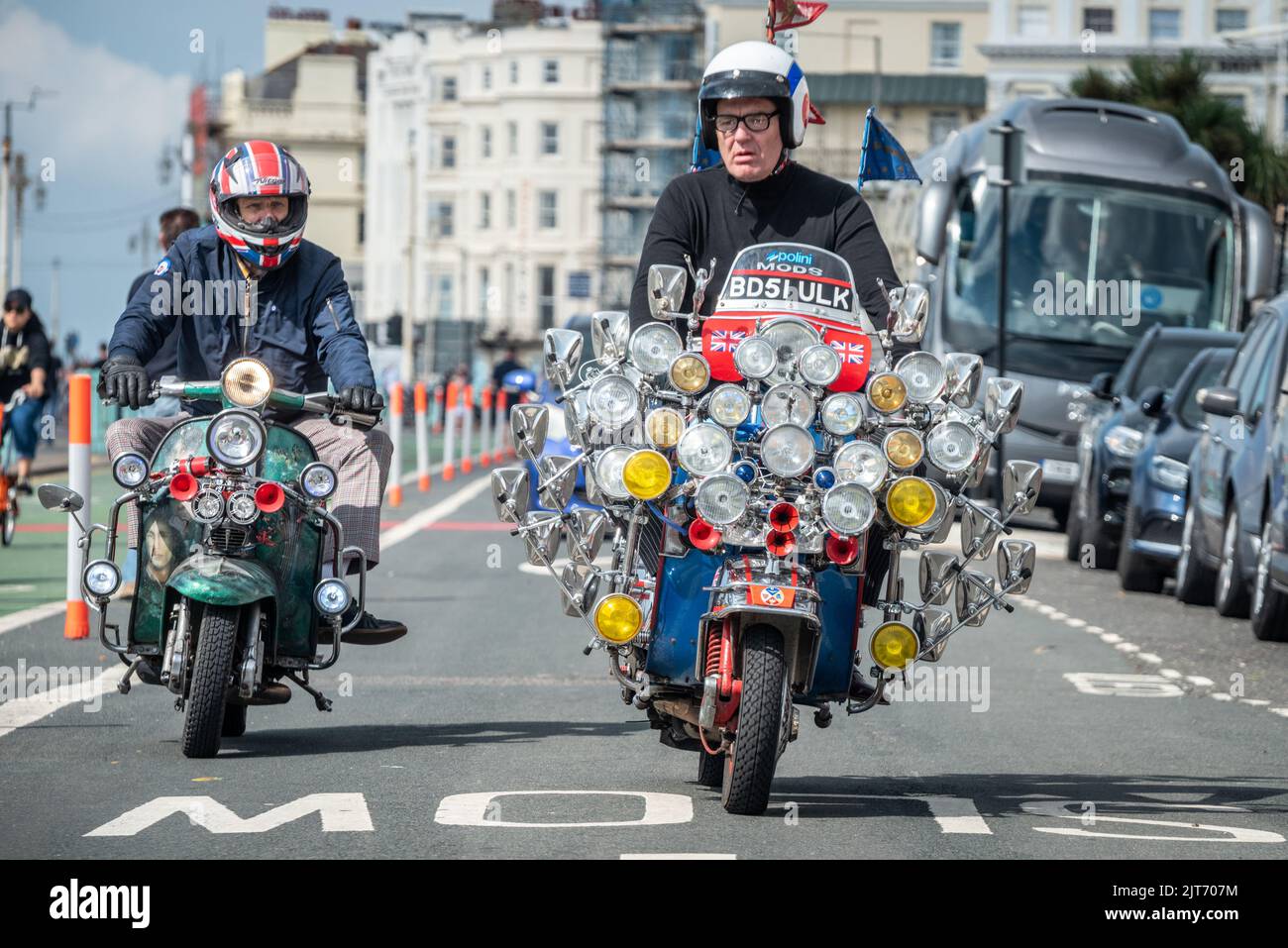 Brighton, August 27th 2022: Scooter enthusiasts arriving in Brighton ...