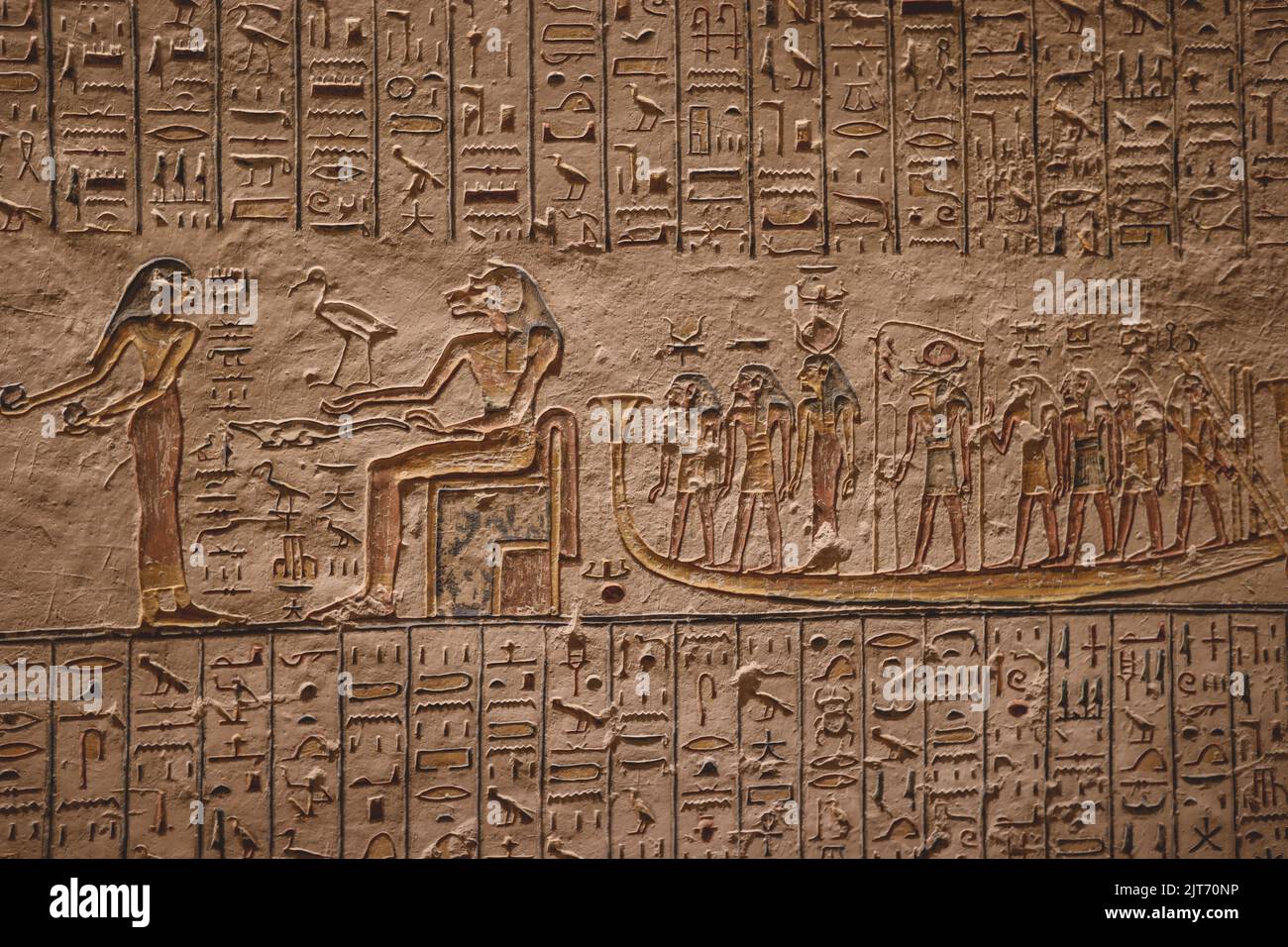 Ancient Egyptian Drawings inside the Pharaoh Tombs in the Valley of the ...