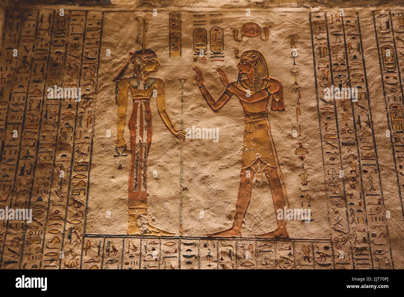 Ancient Egyptian Drawings inside the Pharaoh Tombs in the Valley of the ...
