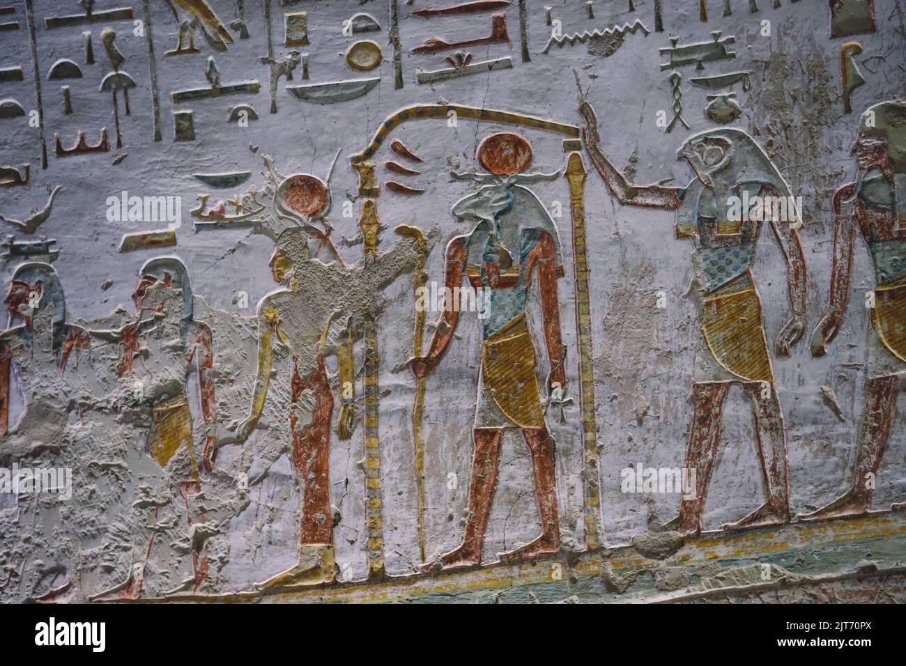 Ancient Egyptian Drawings inside the Pharaoh Tombs in the Valley of the ...