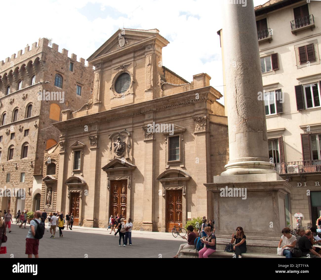 Florence street scene hi-res stock photography and images - Alamy