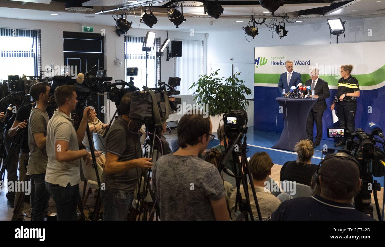 2022-08-28 18:37:00 OUD-BEIJERLAND - Mayor Charlie Aptroot of the ...