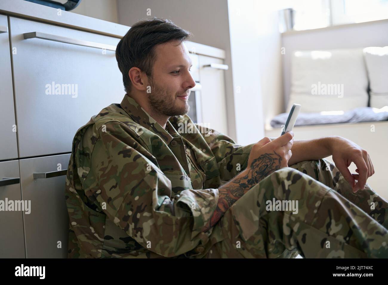 War army soldier military smiling holding communication hi-res stock ...