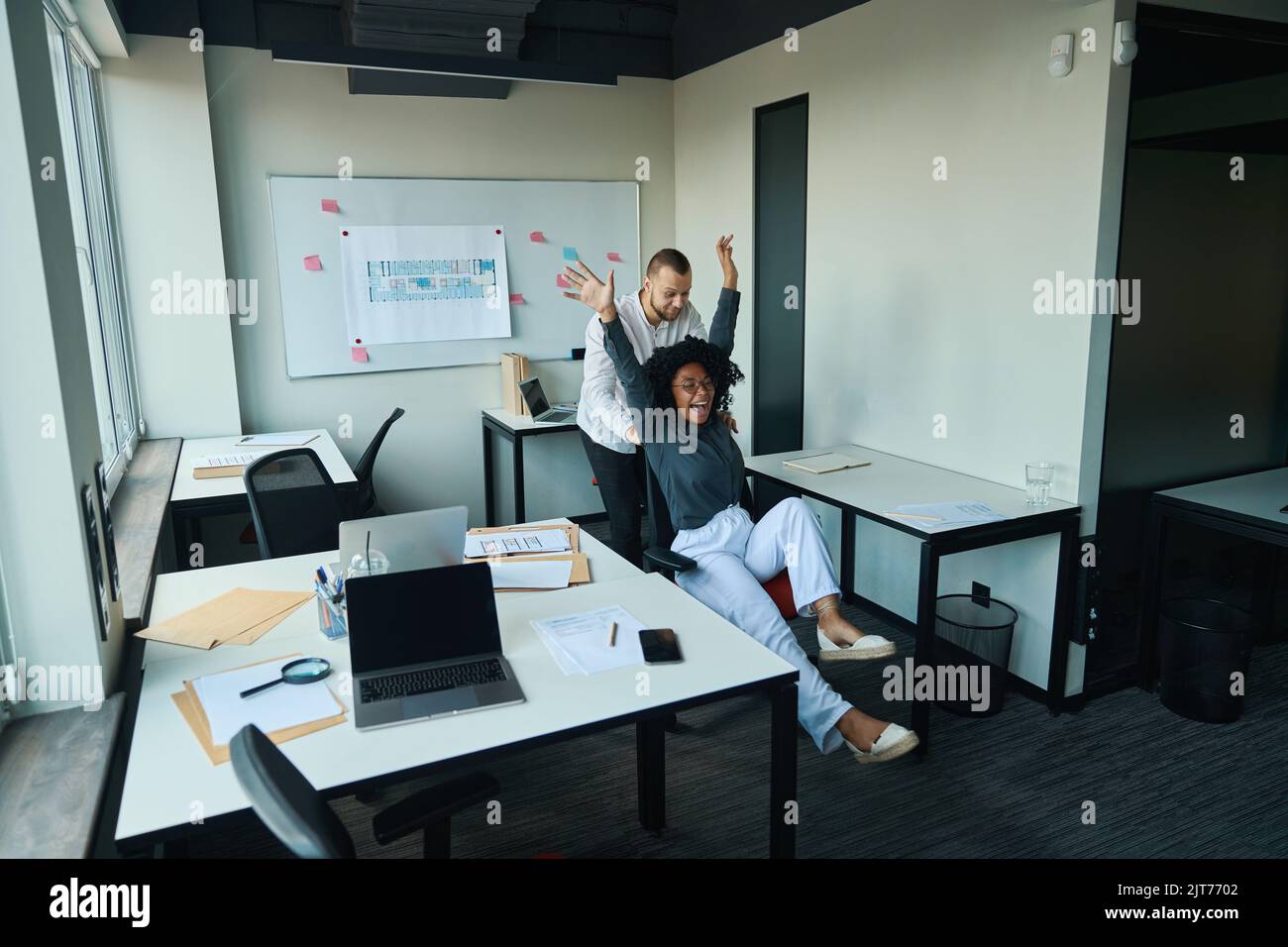 Man throwing chair hi-res stock photography and images - Alamy