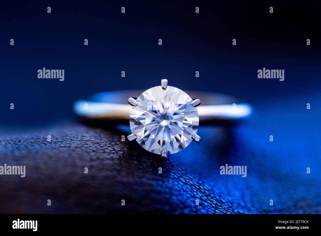 Gold Engagement Diamond Ring Close up Stock Photo - Alamy
