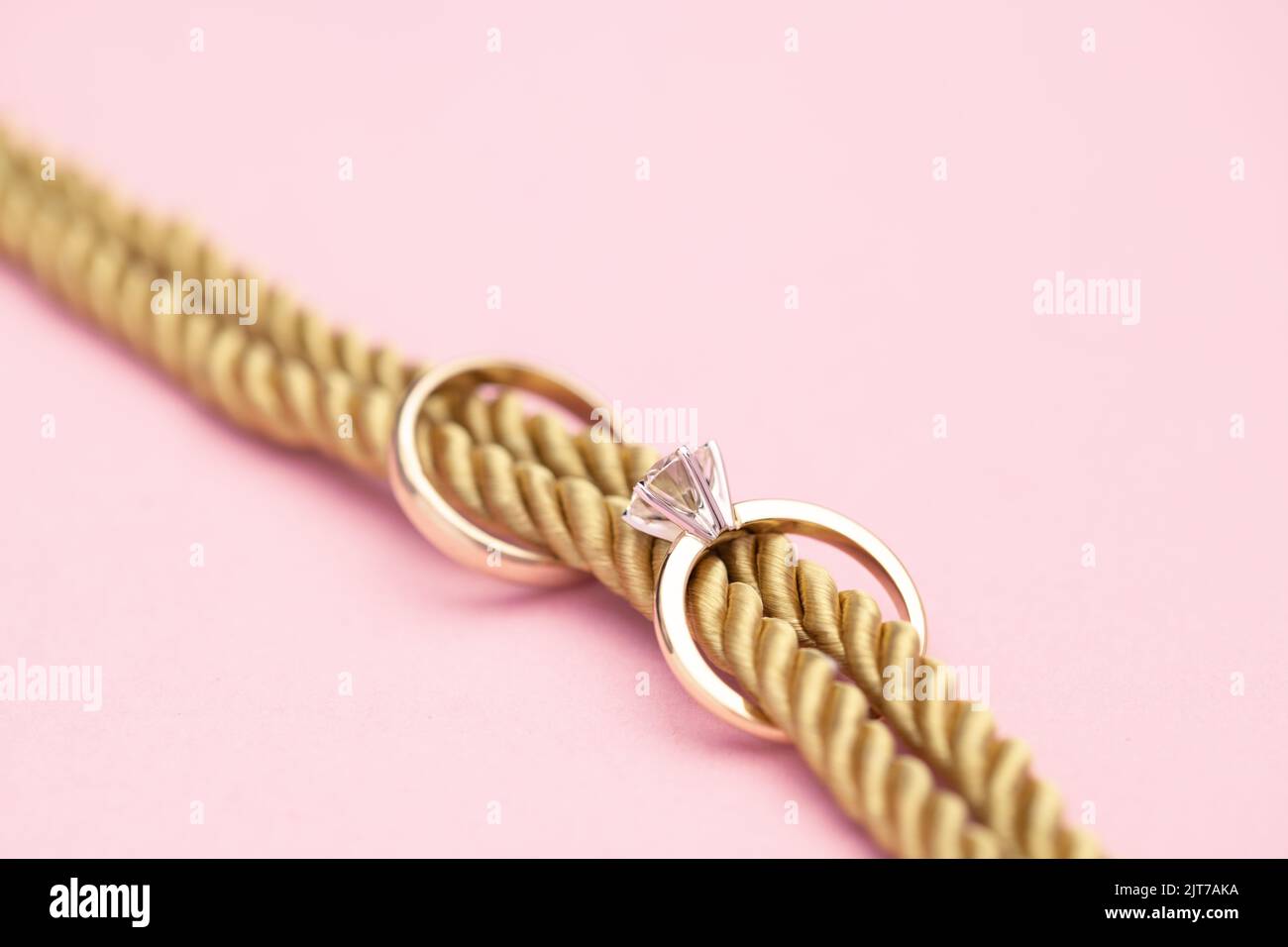 Diamond knot rope hi-res stock photography and images - Alamy
