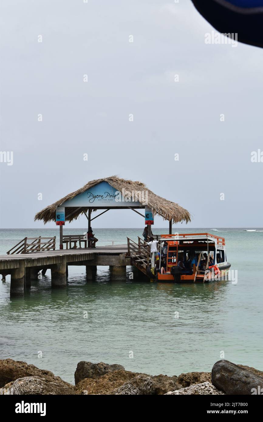 Jetty in the Pigeon Point Heritage Park, Pigeon Point, Tobago Stock ...