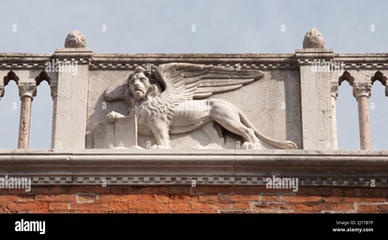 St mark emblem hi-res stock photography and images - Alamy