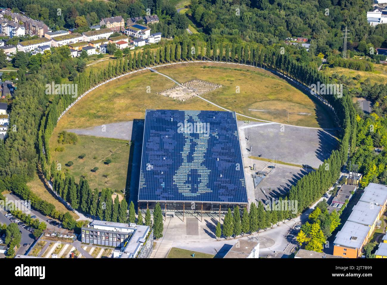 Training center with solar roof hi-res stock photography and images - Alamy