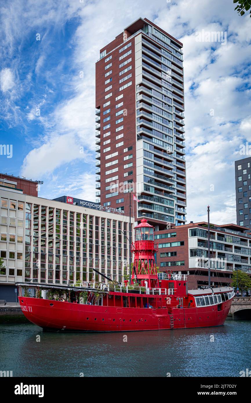 Rotterdam water people hi-res stock photography and images - Alamy