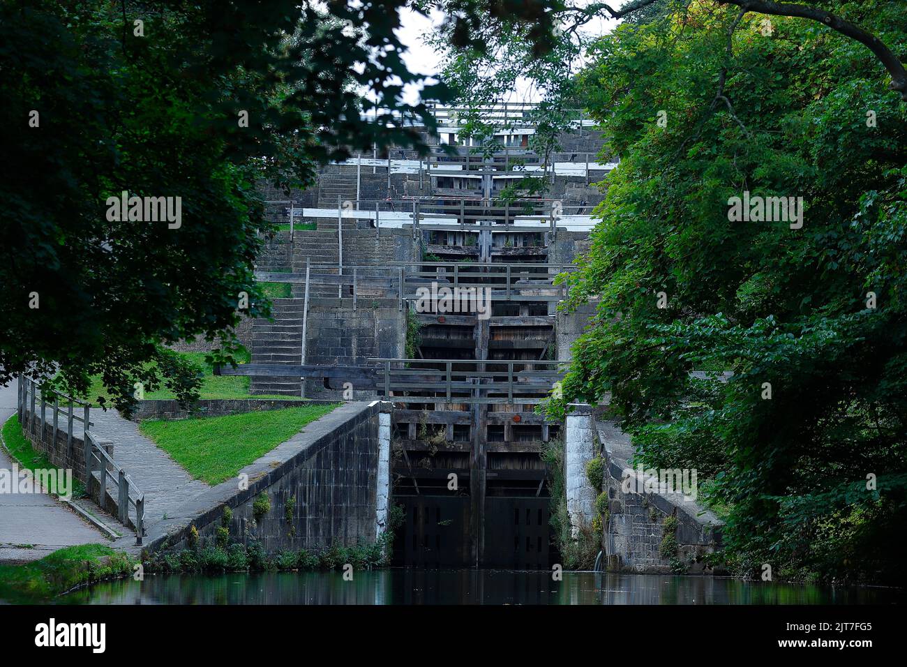 Five Rise Locks in Bingely,West Yorkshire,UK Stock Photo - Alamy