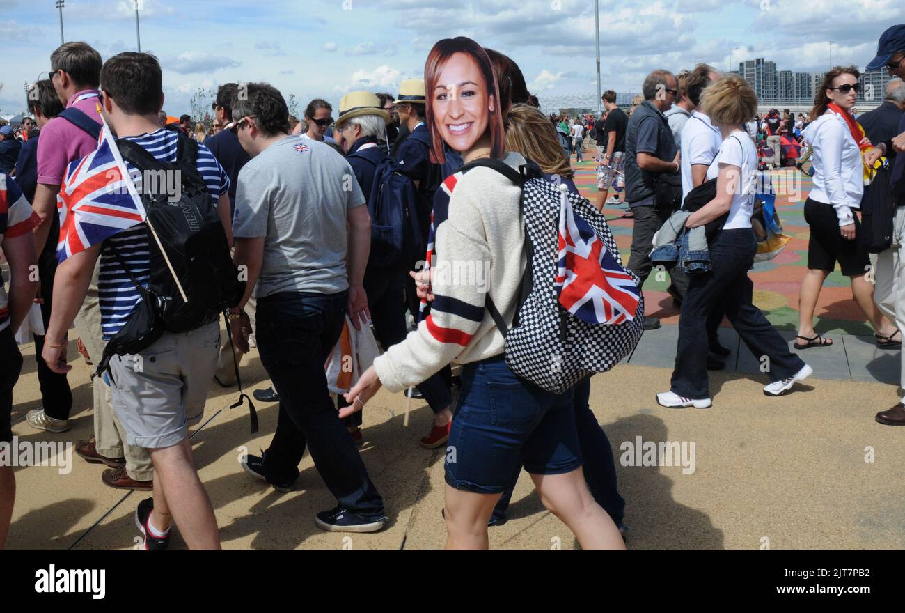 JESSICA ENNIS FANS AT THE OLYMPIC STADIUM PIC MIKE WALKER, MIKE WALKER ...
