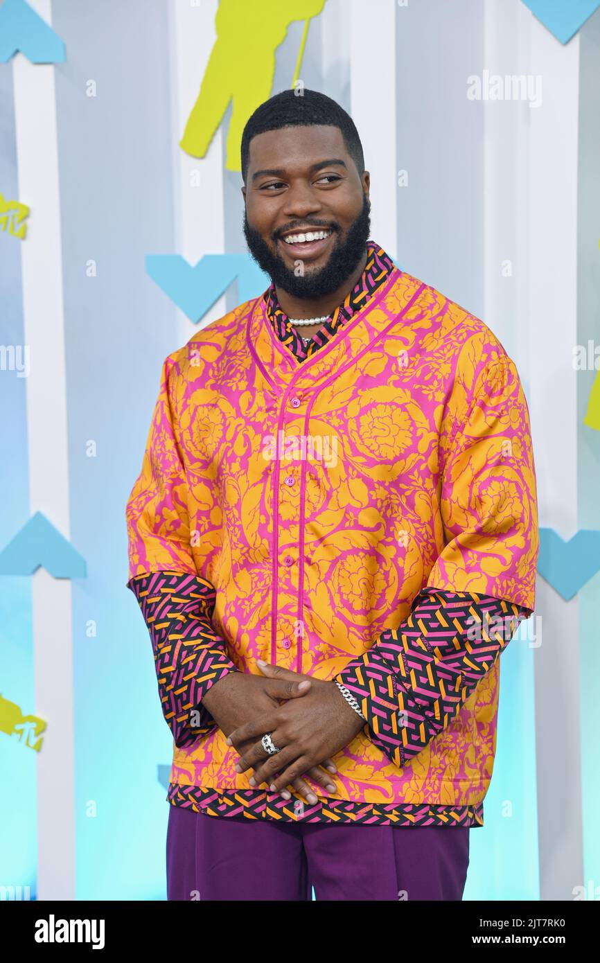 Khalid attending the MTV Video Music Awards 2022 held at the Prudential ...