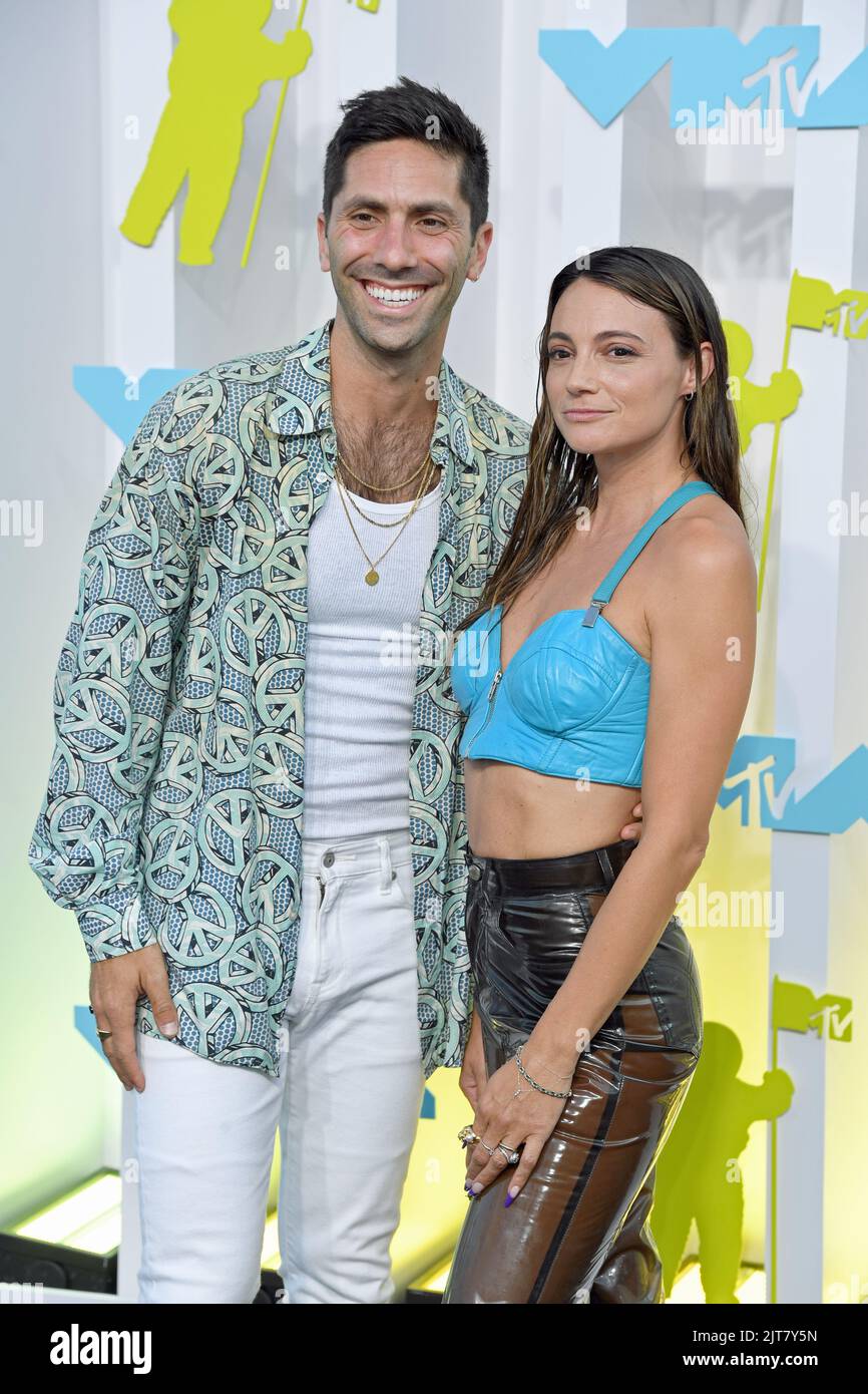 Nev Schulman and Laura Perlongo attending the MTV Video Music Awards ...