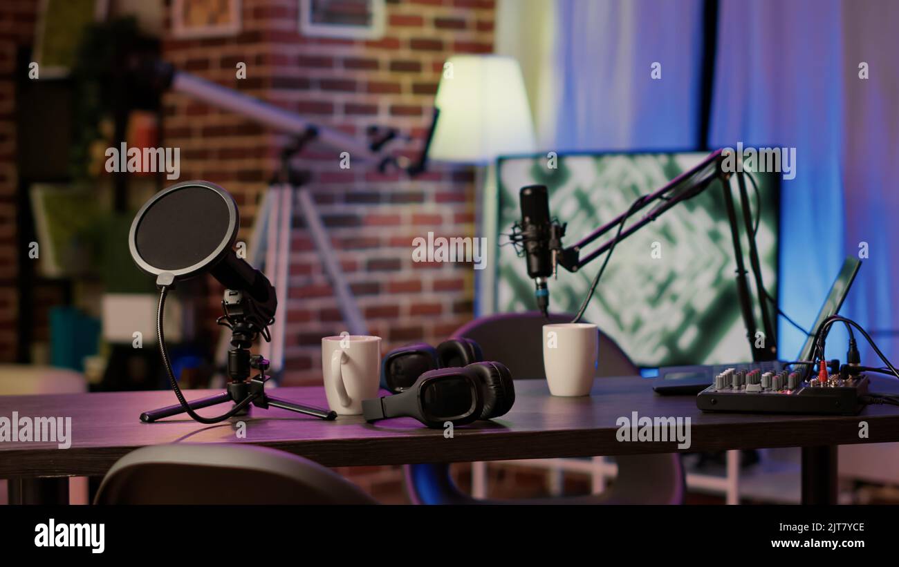 Empty tv studio with talk show desk hi-res stock photography and images ...