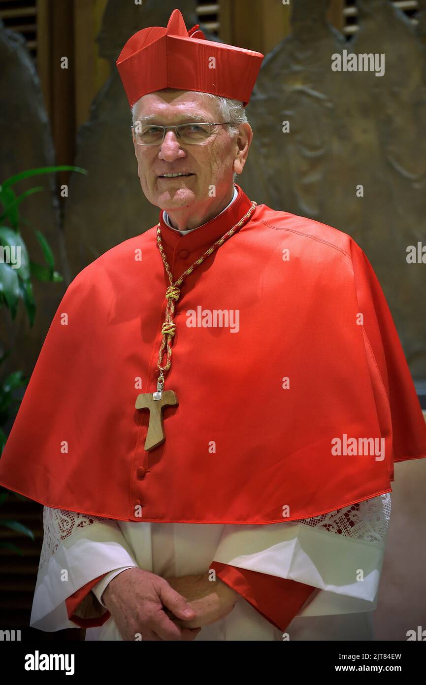 Cardinale leonardo ulrich steiner hi-res stock photography and images ...