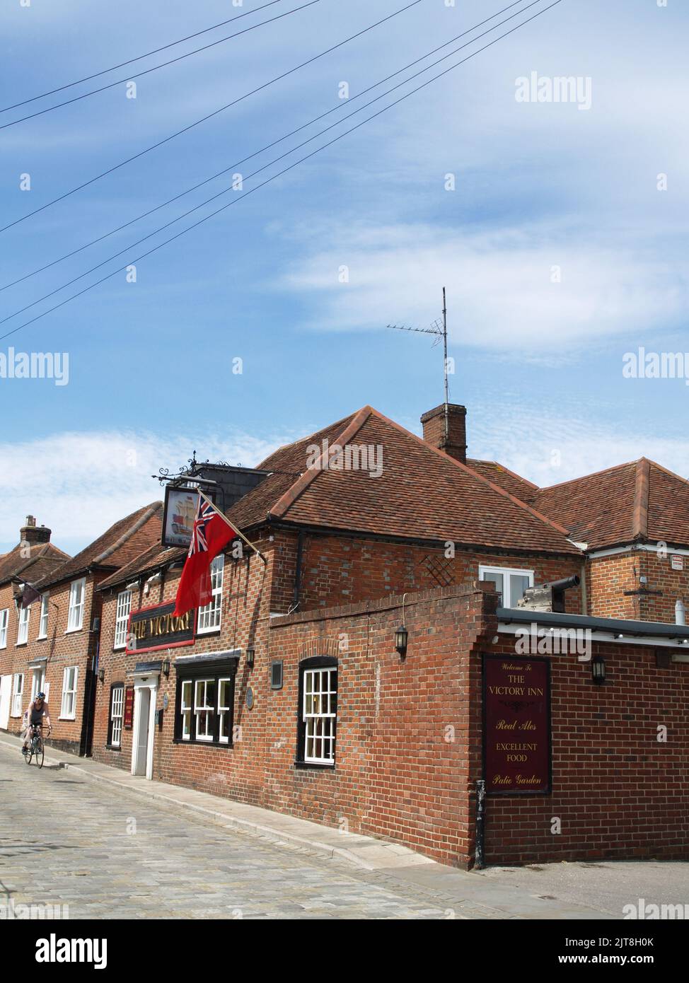 Hamble pub hi-res stock photography and images - Alamy
