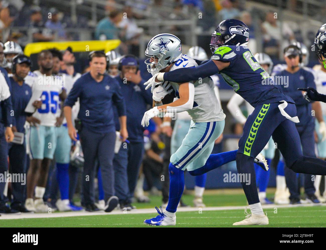 August 26 2022: Seattle Seahawks linebacker Vi Jones (50) tackles ...