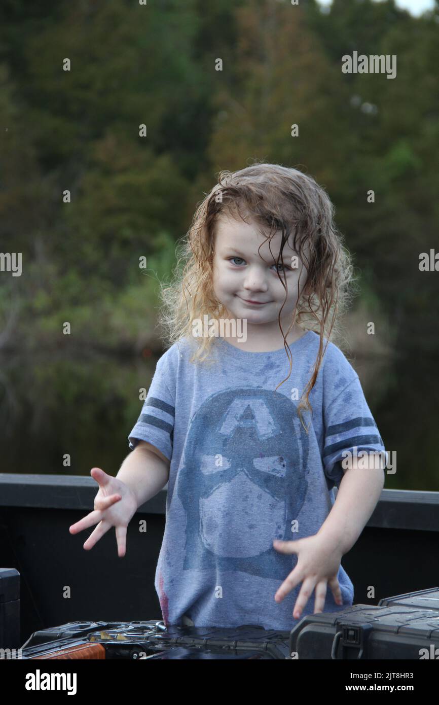 Wavy trees hi-res stock photography and images - Alamy