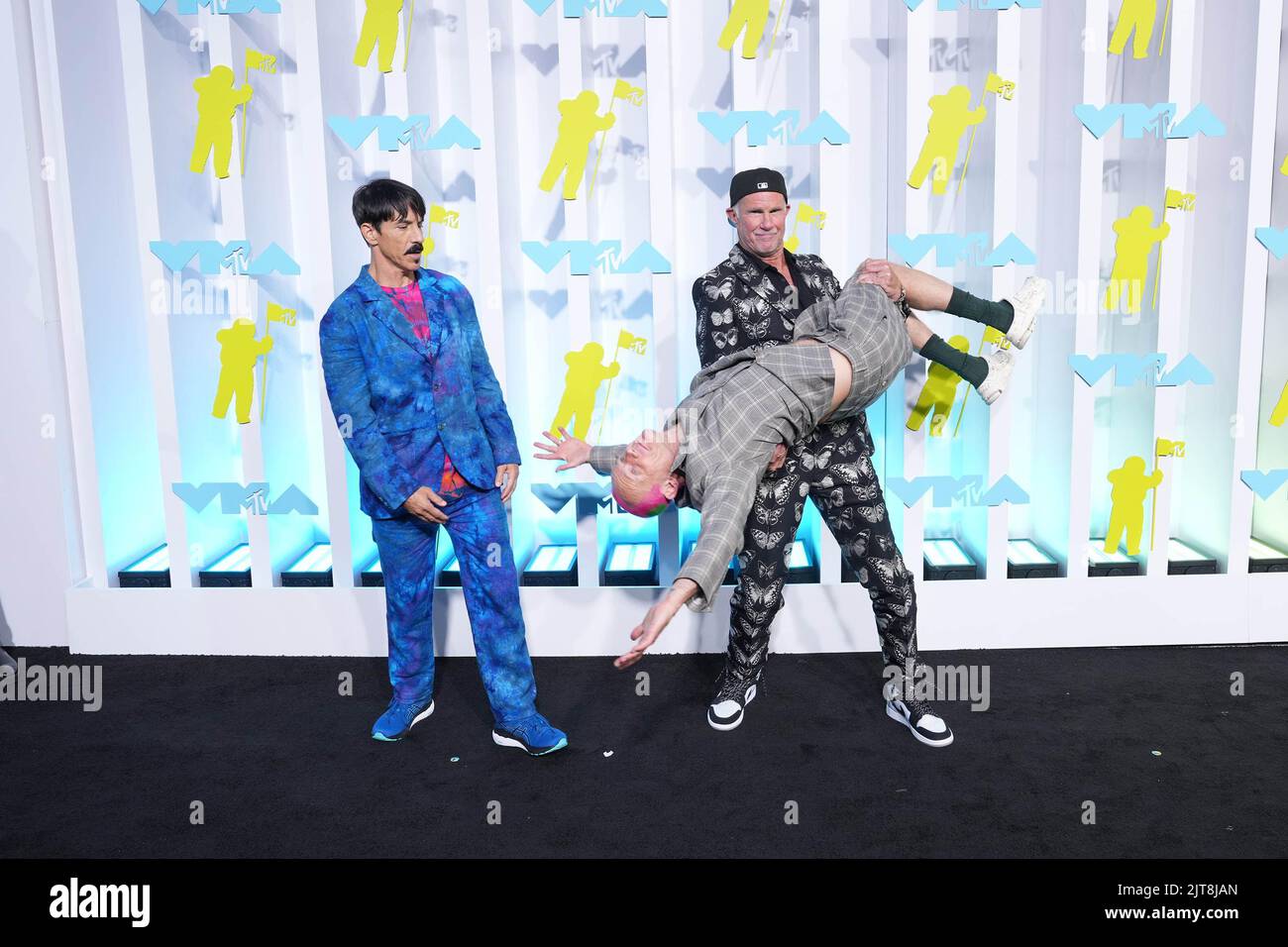 The 2022 MTV VMAs-Arrivals -PICTURED: Anthony Kiedis, Flea and Chad ...