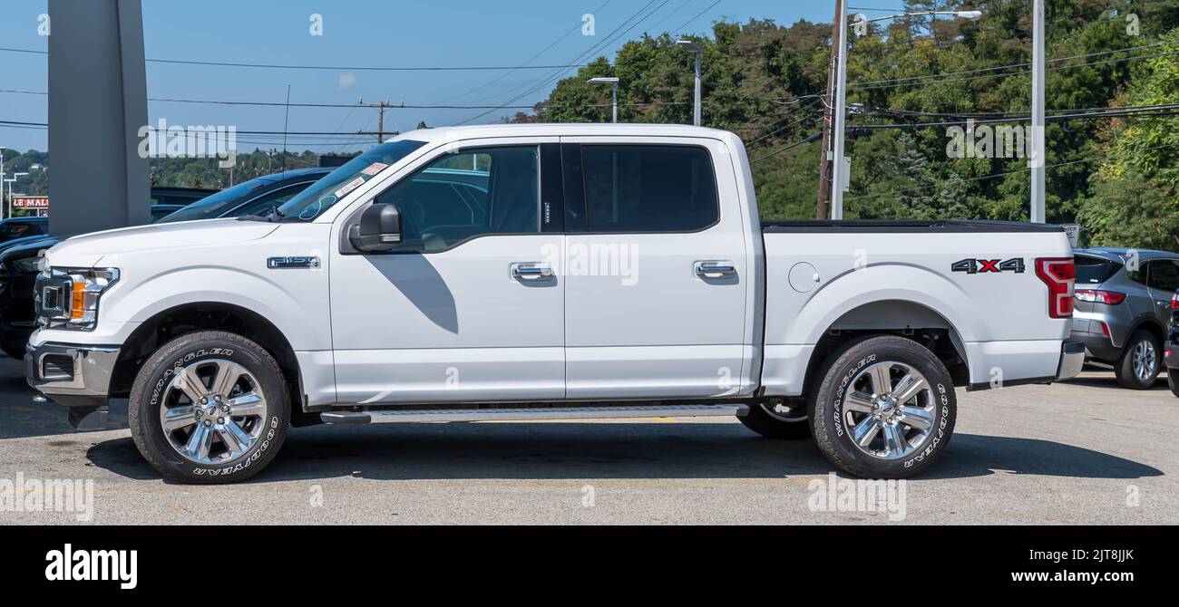 Ford f150 truck hi-res stock photography and images - Alamy