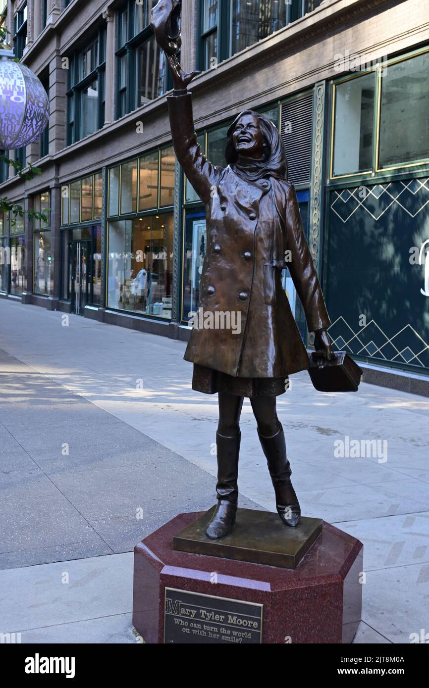 Mary Tyler Moore 2022