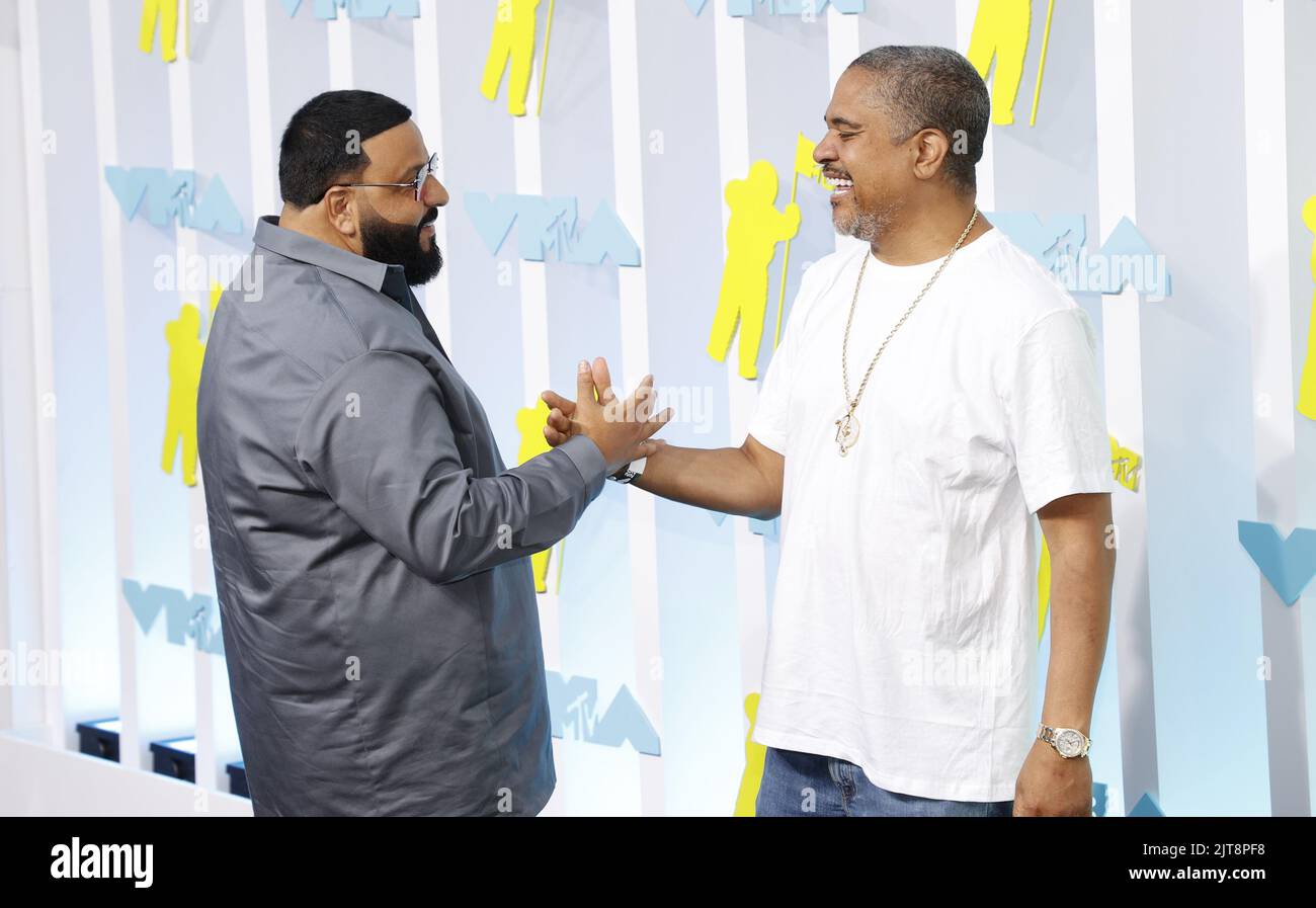 Newark, United States. 28th Aug, 2022. arrives on the red carpet at the ...