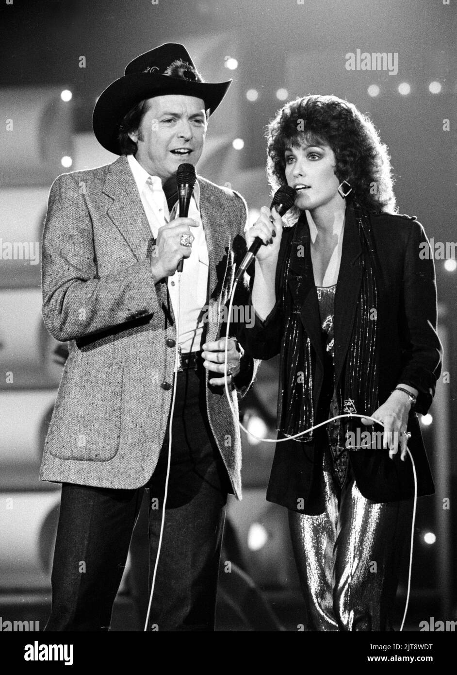 Mickey Gilley and Charly McClain on Solid Gold, 1982 Credit: Ron Wolfson / MediaPunch Stock ...