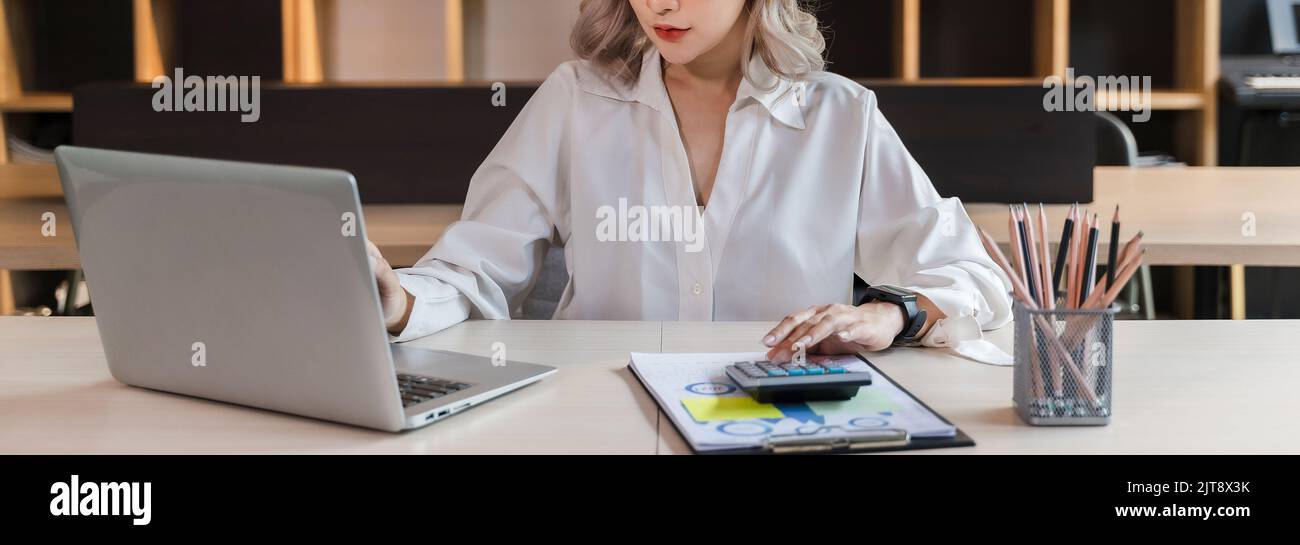 Beautiful Asian portrait businesswoman manager smile workingin office ...