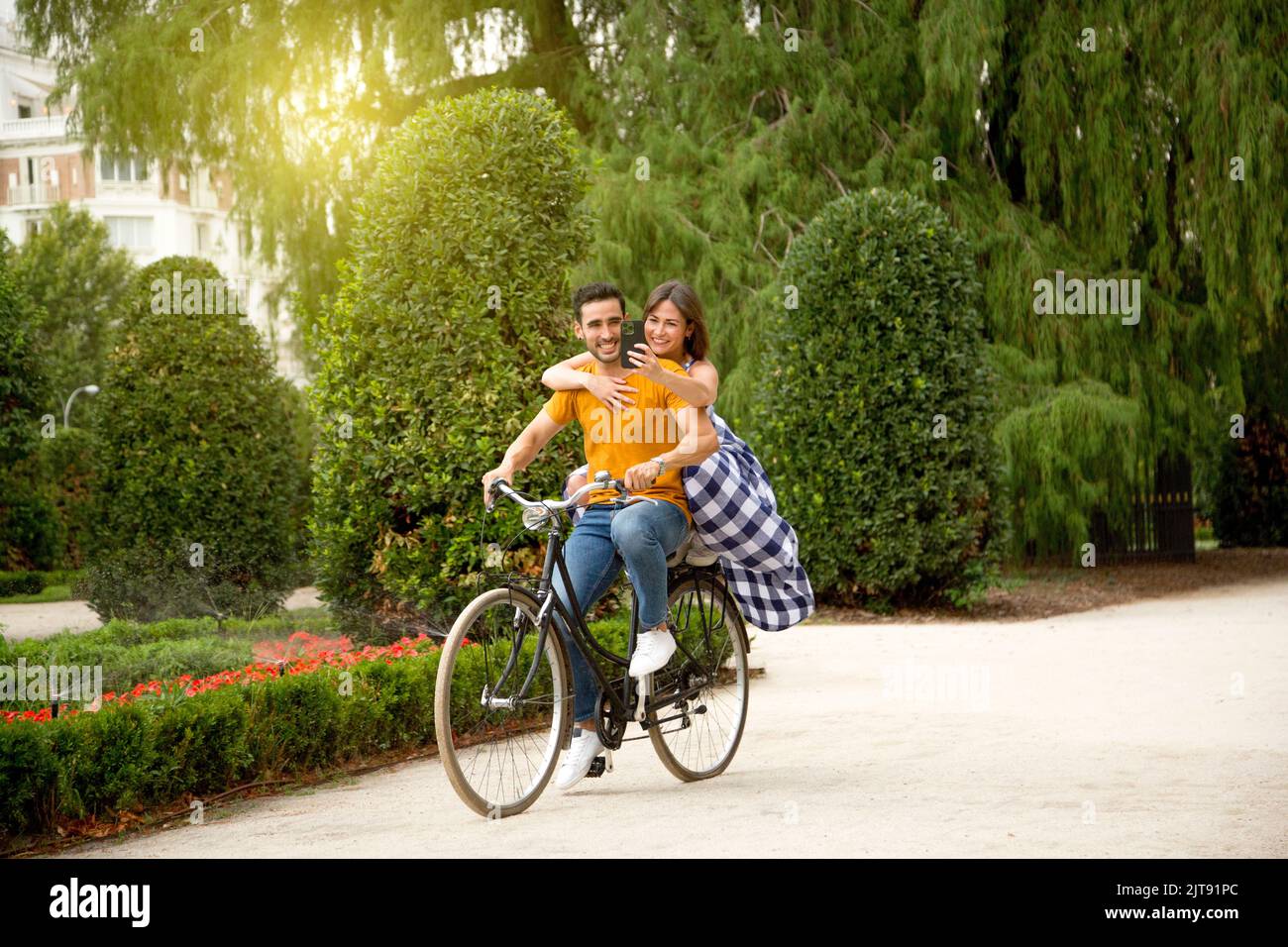 Couple flirt transport hi-res stock photography and images - Alamy