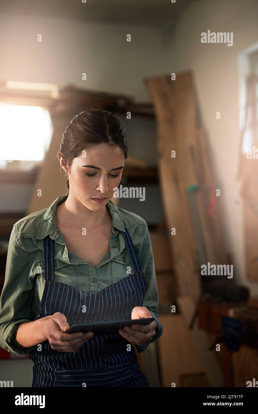Female designer hi-res stock photography and images - Alamy