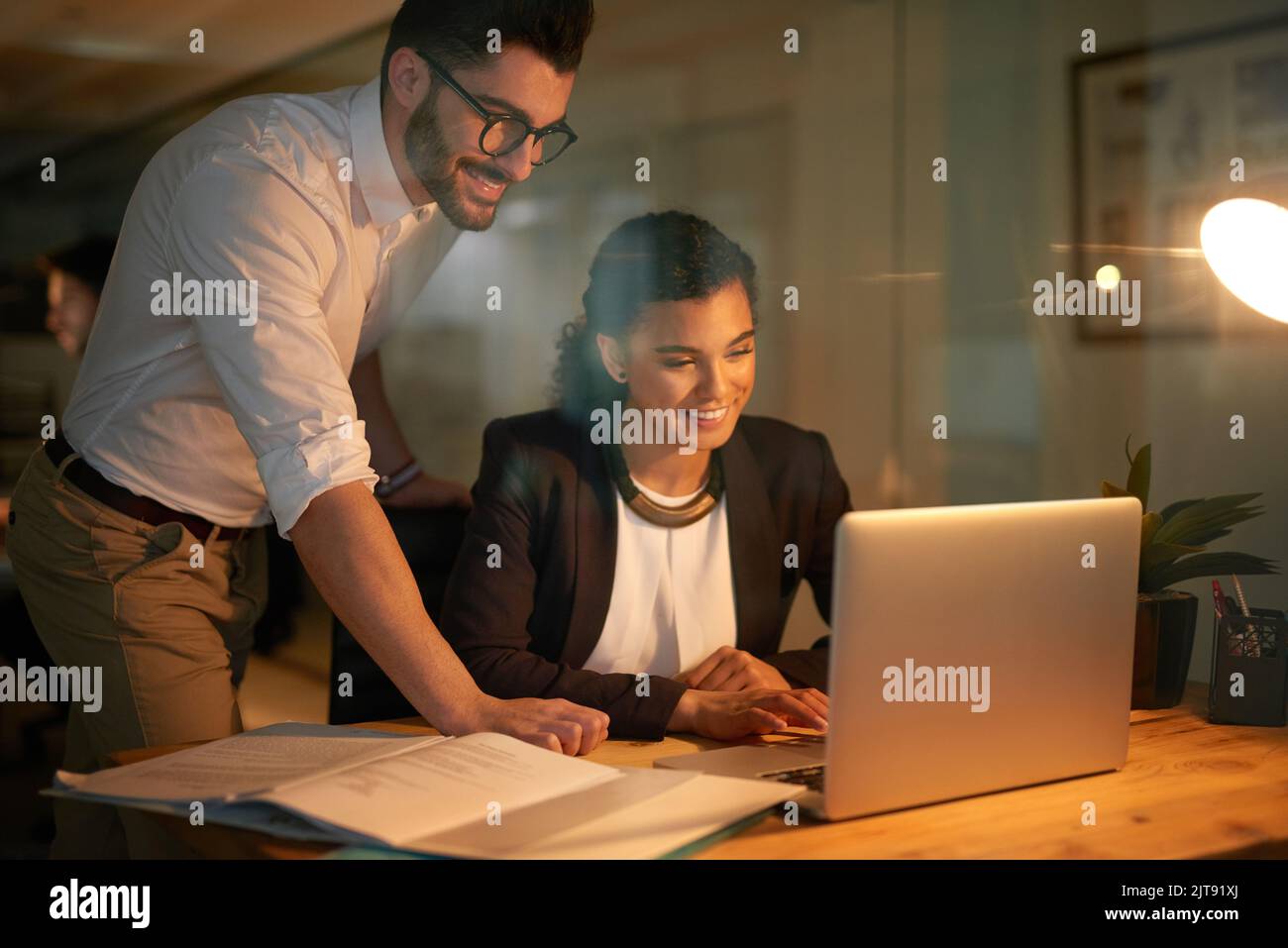 Work overtime hi-res stock photography and images - Alamy
