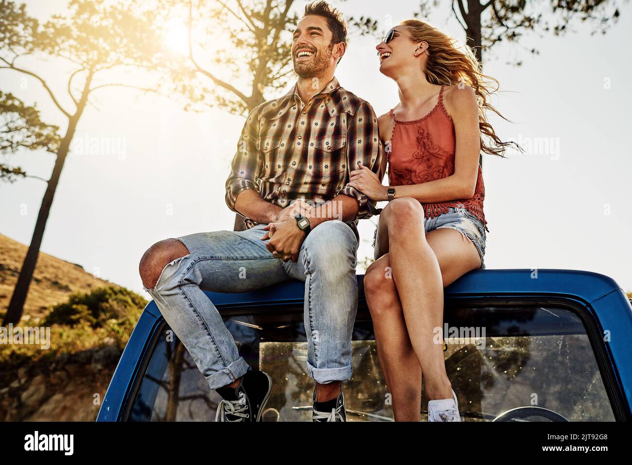 Couple romantic escape hi-res stock photography and images - Alamy