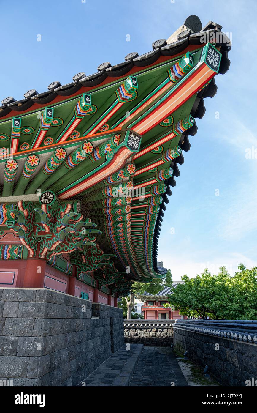 Various traditional architectural styles of beautiful Korea Stock Photo ...