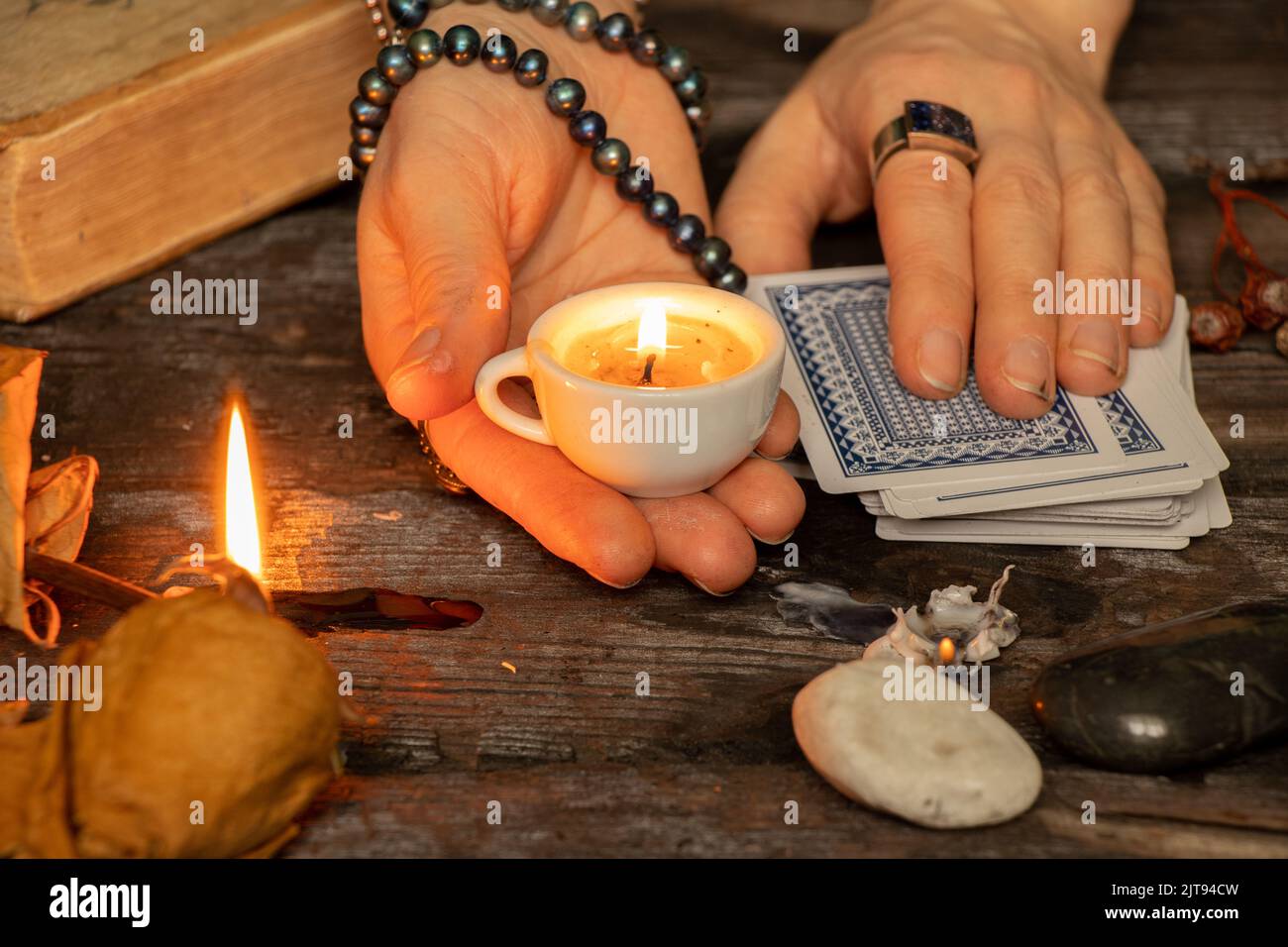 tarot fortune teller, magic and the occult, occult sciences, divination ...
