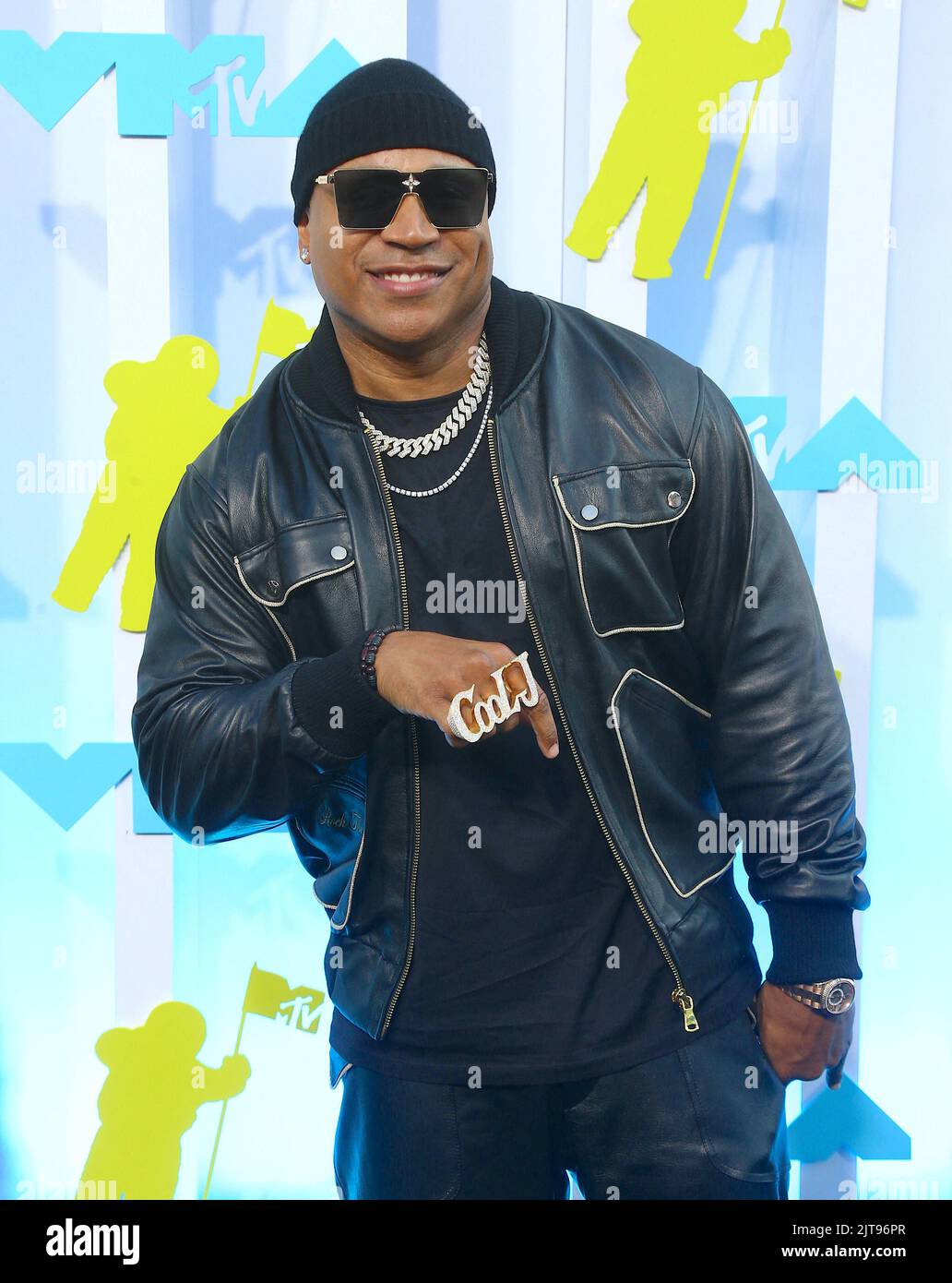 New Jersey, USA. 28th Aug, 2022. LL Cool J attends the MTV Video Music ...