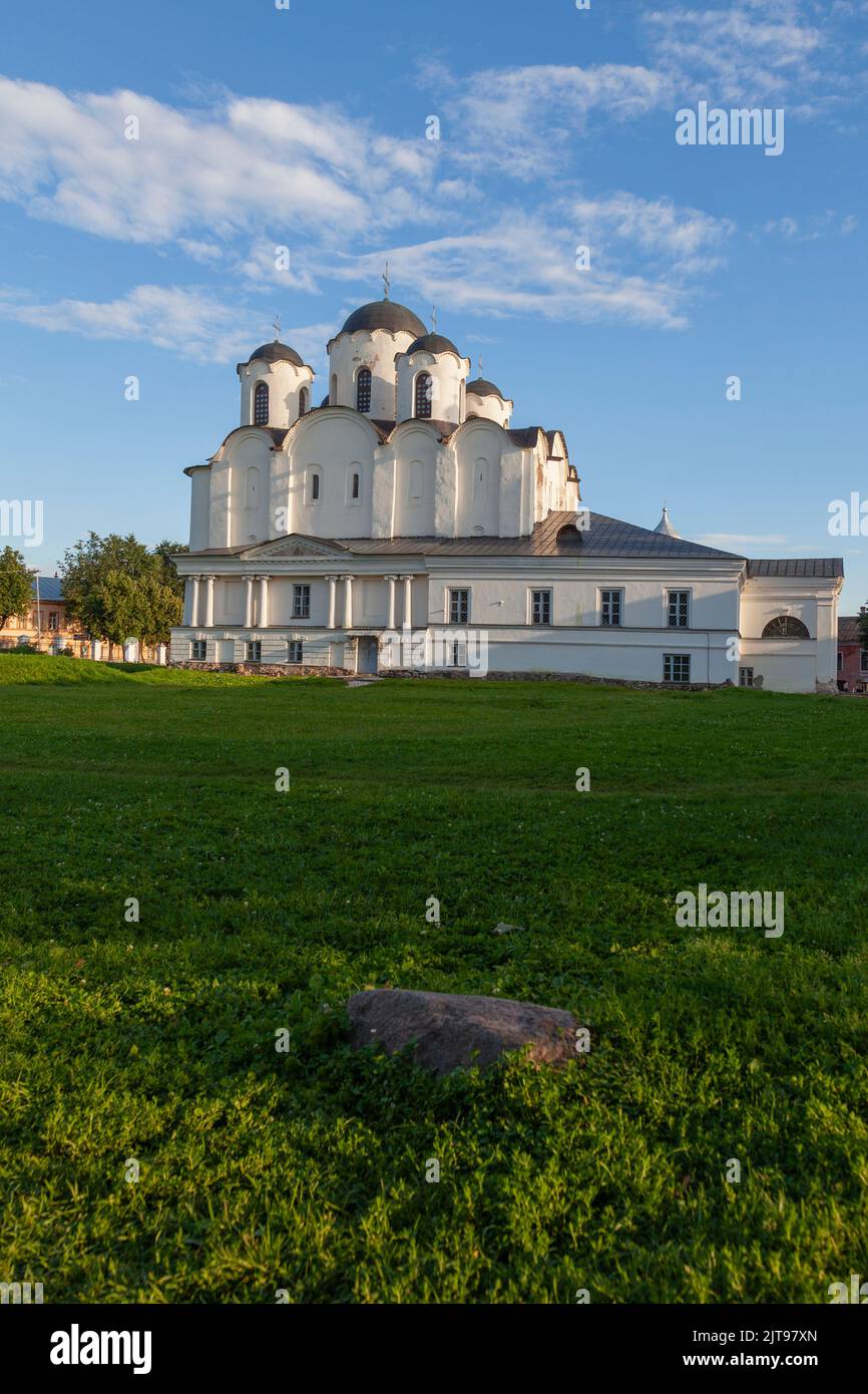 Nikolo dvorishchensky cathedral hi-res stock photography and images - Alamy