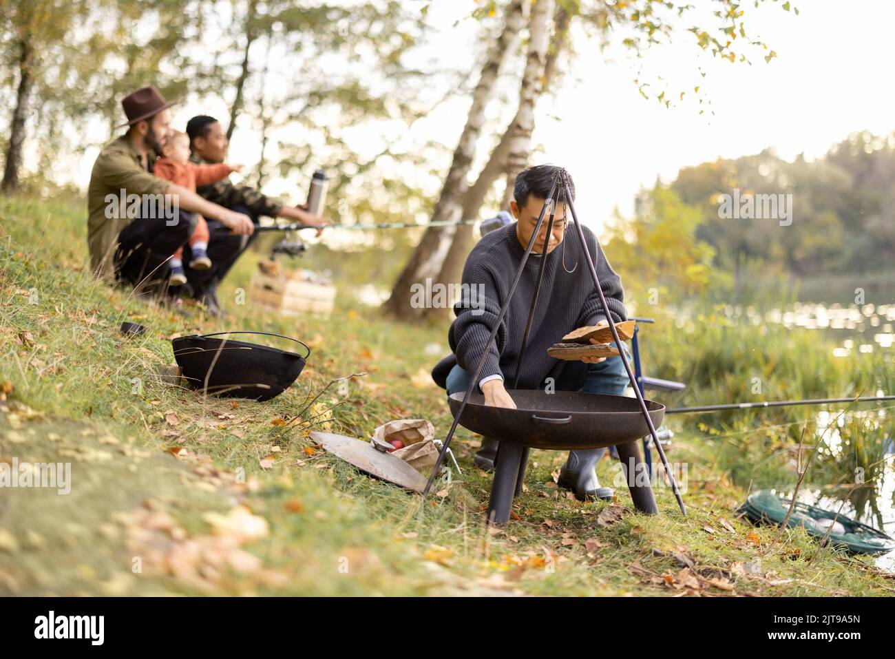 Fire in grill hi-res stock photography and images - Alamy