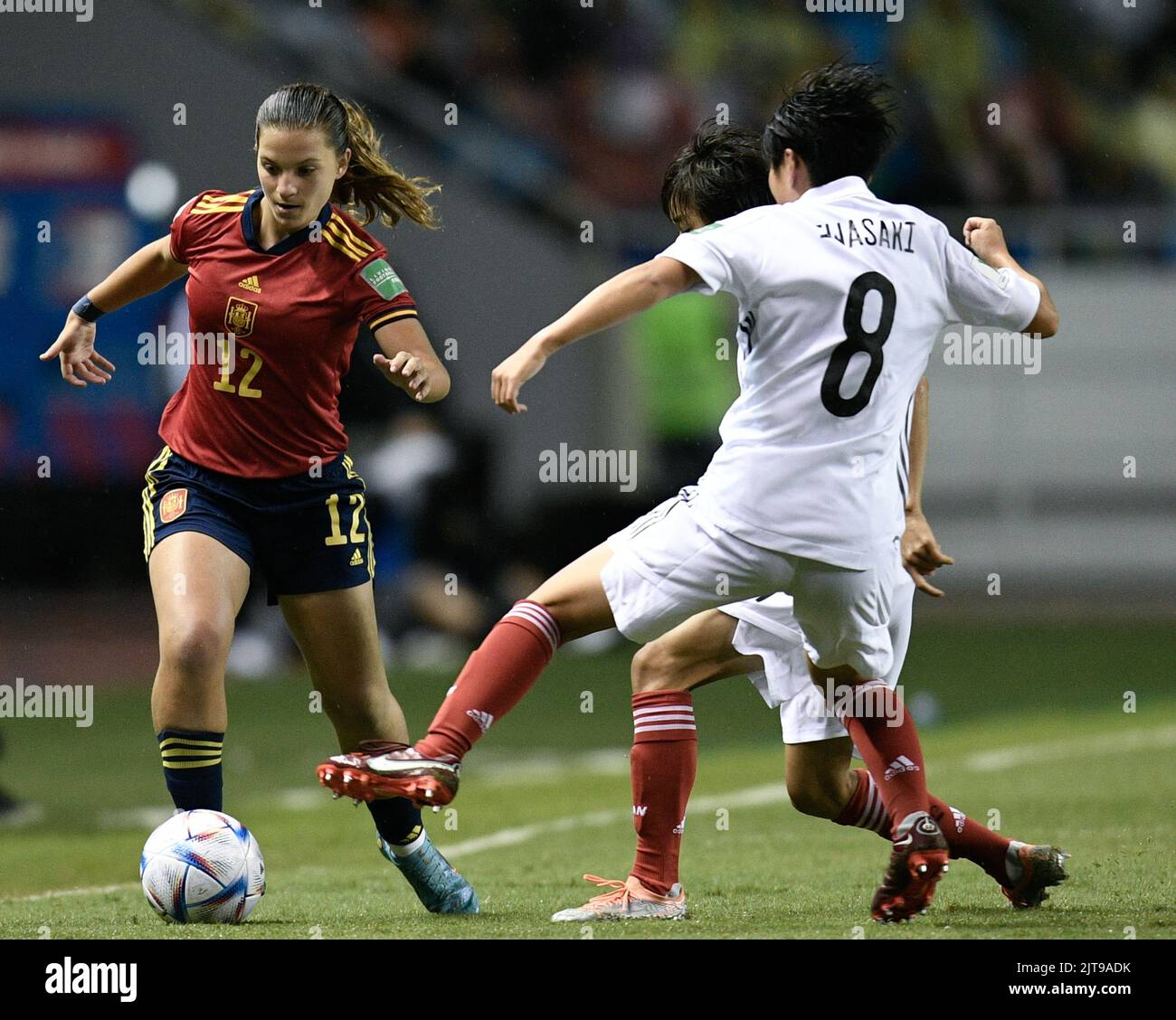San Jose. 28th Aug, 2022. Iwasaki Kokona (R) of Japan vies with Esther ...