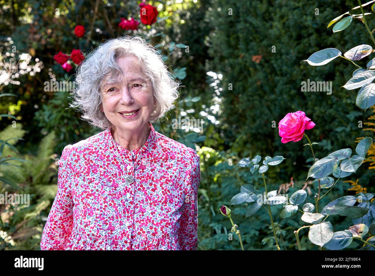 Hamburg, Germany. 24th Aug, 2022. Ulla Hahn, writer, stands in her ...