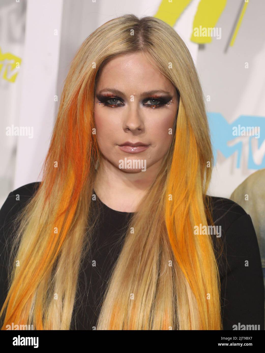 August 28, 2022, Newark, New York, USA: Singer AVRIL LAVIGNE attends ...