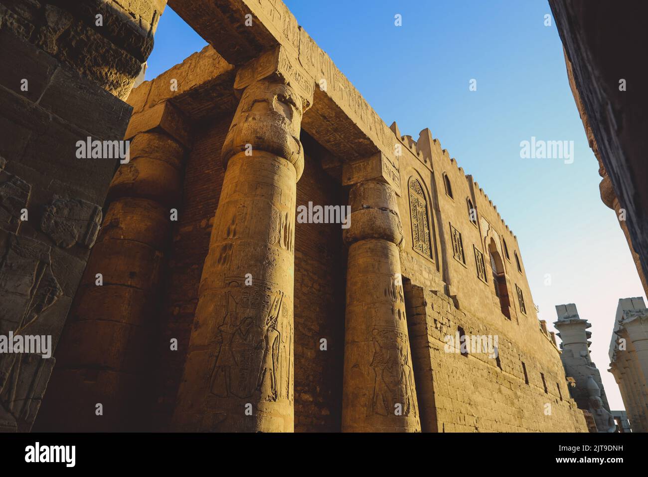 Egyptian hieroglyphics sun hi-res stock photography and images - Alamy