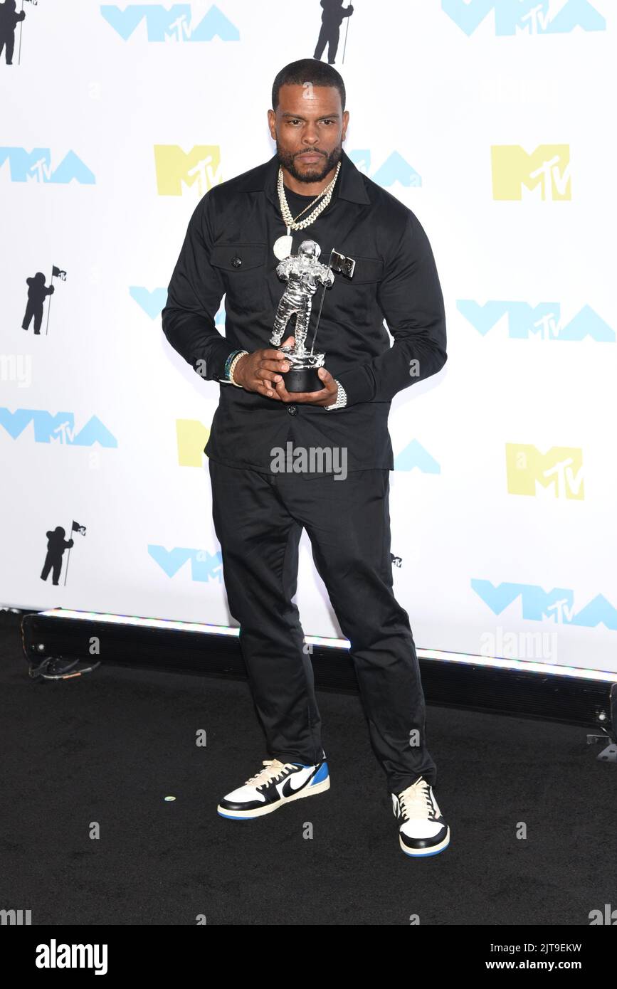 Newark, USA. 28th Aug, 2022. Benny Boom posing for photos inside the ...