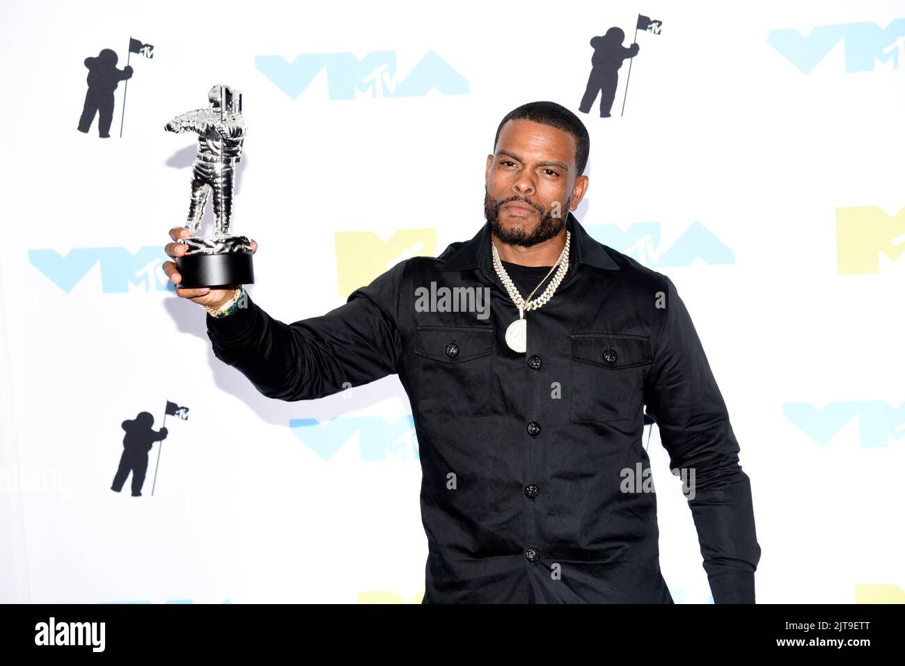 Newark, USA. 28th Aug, 2022. Benny Boom posing for photos inside the ...